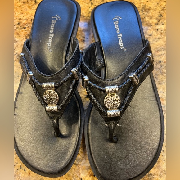 BareTraps | Shoes | Bare Traps Black Leather Sandals | Poshmark